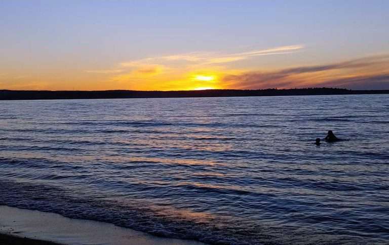 Guide to Miners Beach at Pictured Rocks National Lakeshore
