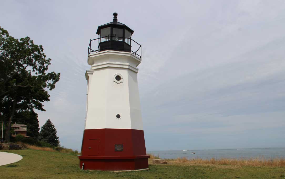 7 Hidden Gems: Lake Erie Lighthouses To Visit